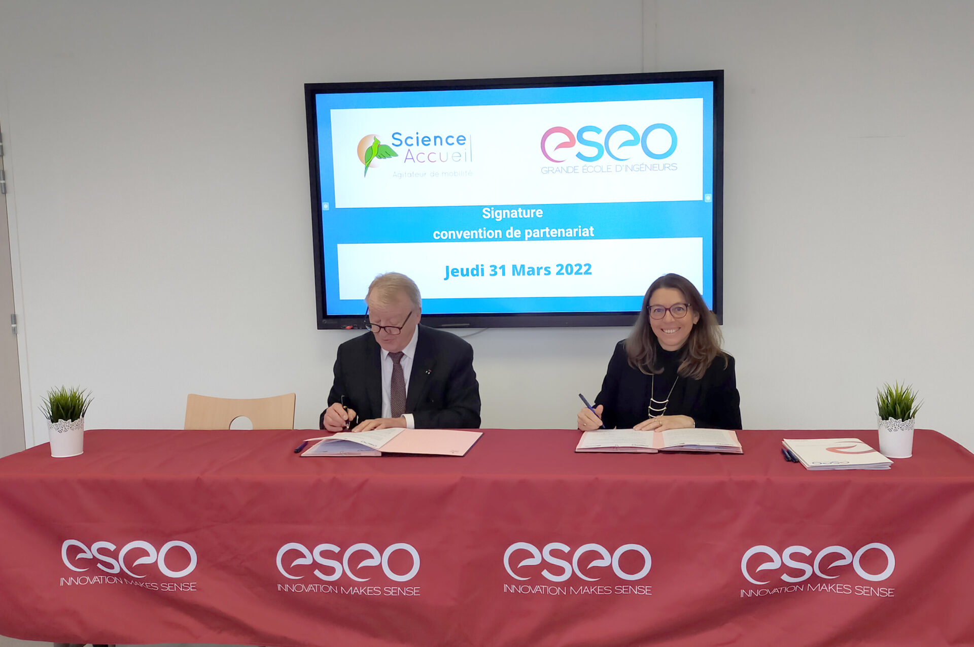 ESEO joins forces with Science Accueil! - ESEO